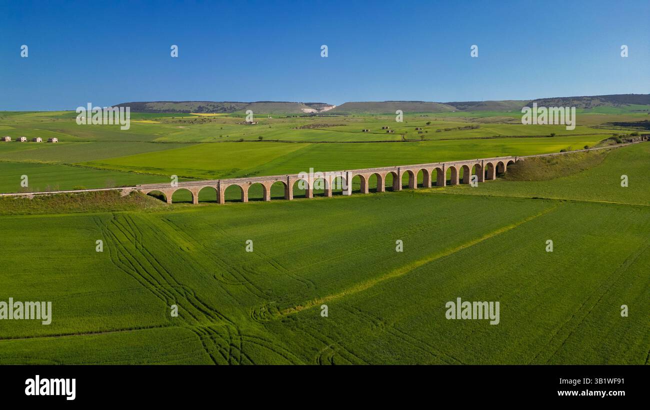 Ponte dei 21 Archi in Spinazzola, Puglia – Historic Railway Viaduct ...