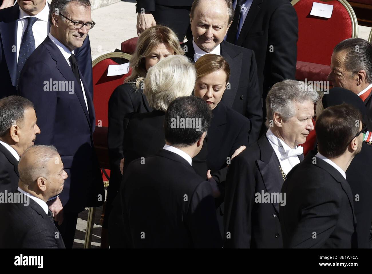 News - Funeral Mass of the Holy Father Francis Italian Premier Giorgia ...