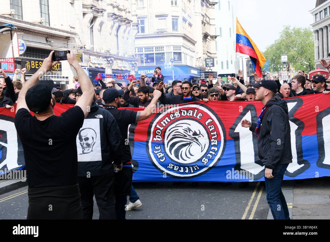 Piccadilly Circus, London, UK. 26th Apr 2025. Crystal Palace ultras ...