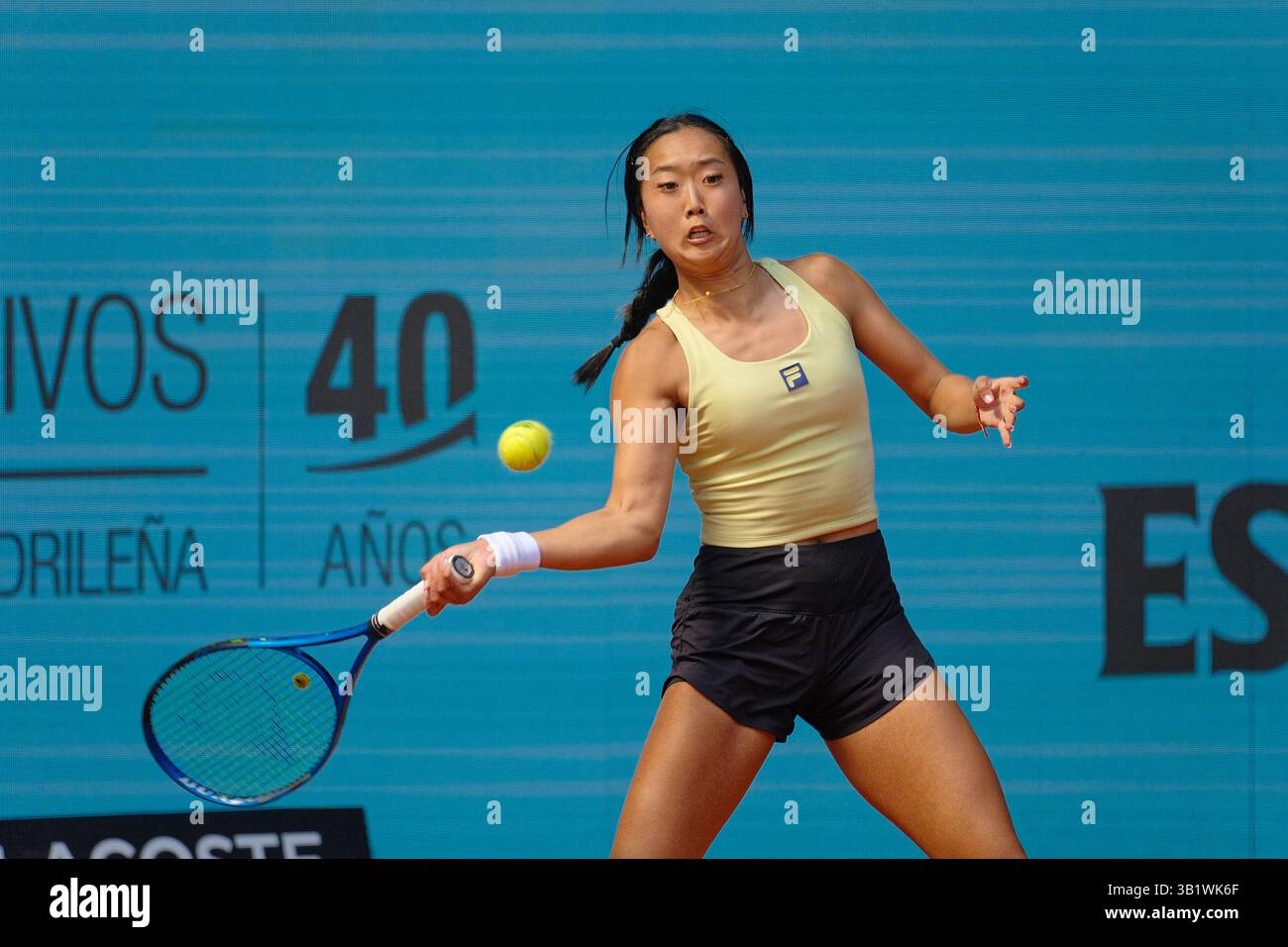 Madrid, Spain. 26th Apr, 2025. Tennis WTA, individual Women: Mutua ...