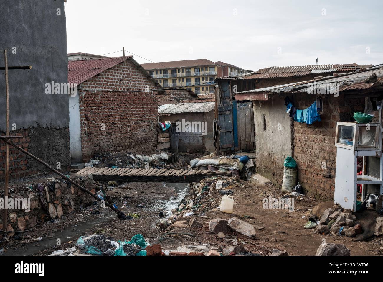 Religious mass with pastor in Katanga slum, Kampala, Uganda, Africa ...