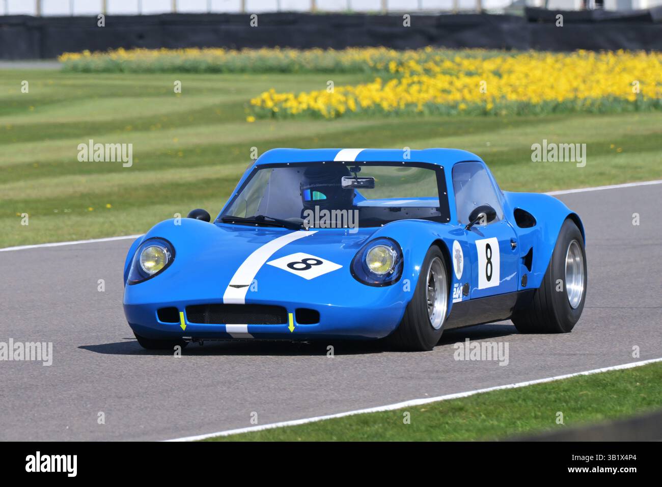 Andy Yool, James Hadfield, Chevron BMW B8, Gurney Cup a forty five ...