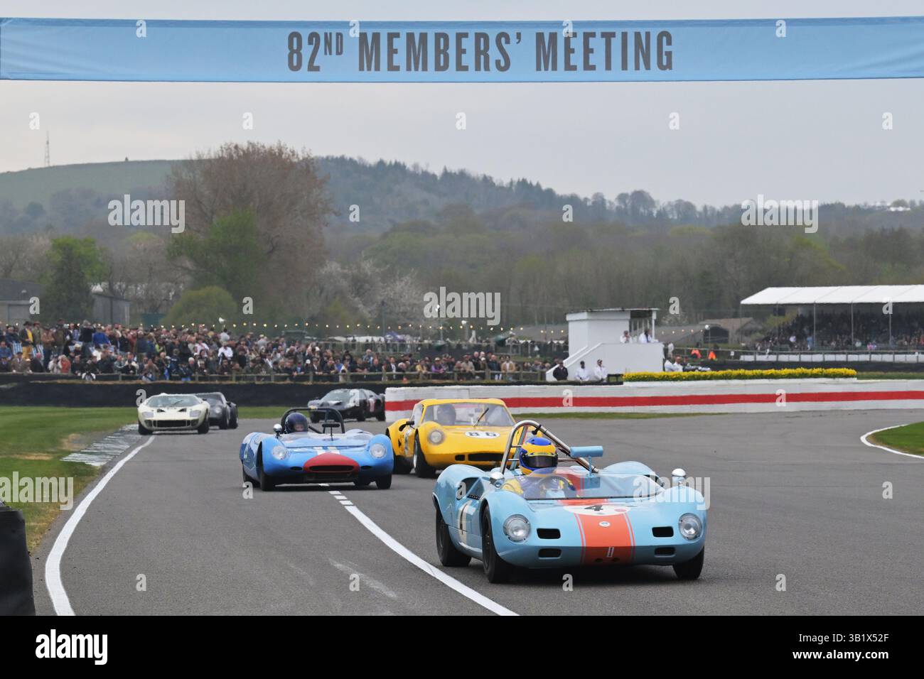 Mark Owen, Nicholas Padmore, Elva-BMW Mk7S, Gurney Cup a forty five ...