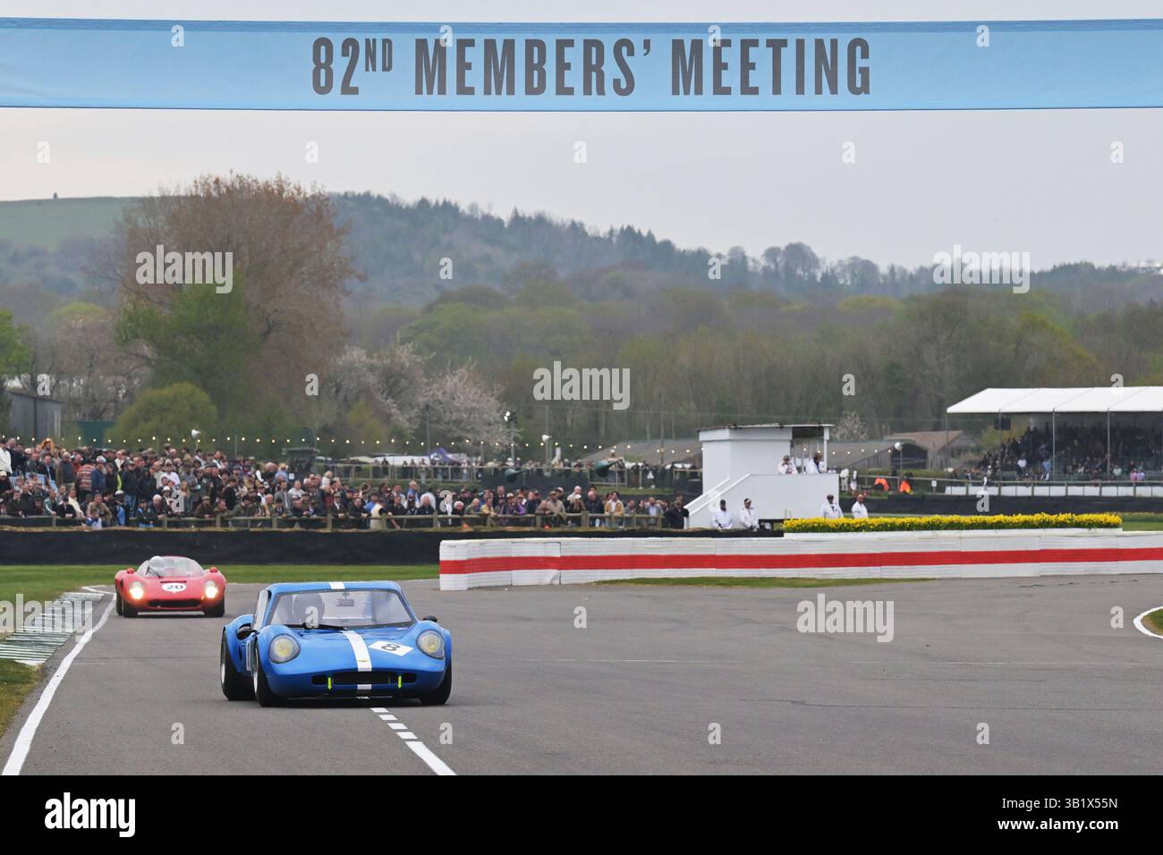 Andy Yool, James Hadfield, Chevron BMW B8, Gurney Cup a forty five ...