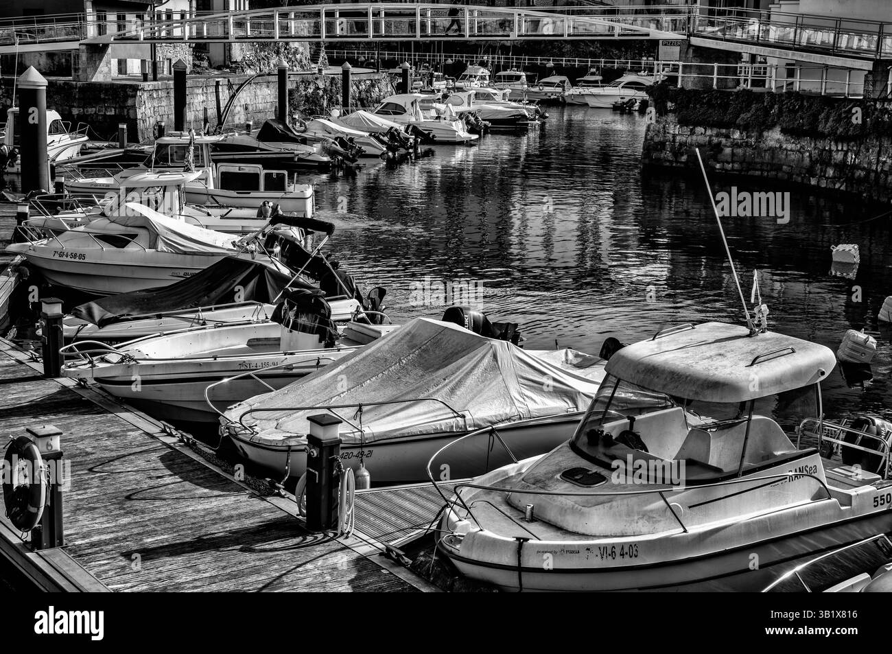 Spanish sea port Black and White Stock Photos & Images - Alamy