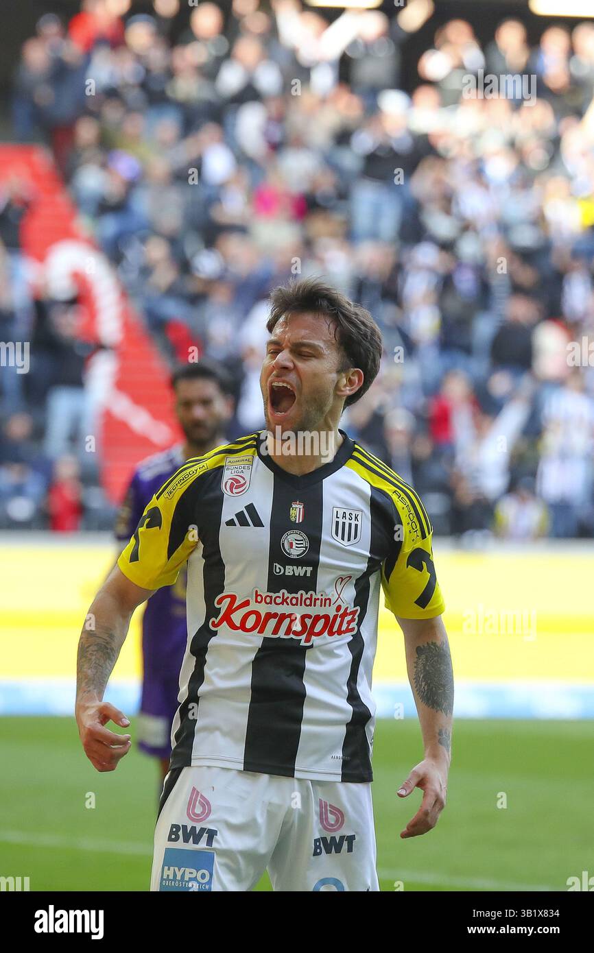 Linz, Austria. 26th Apr, 2025. LINZ, AUSTRIA - APRIL 26: Sascha Horvath ...