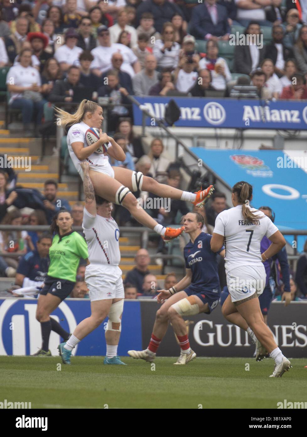 Allianz Stadium, Twickenham, London, UK. 26th Apr, 2025. Hannah ...
