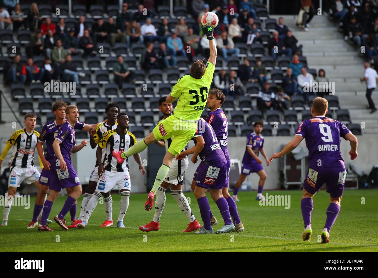 Linz, Austria. 26th Apr, 2025. LINZ, AUSTRIA - APRIL 26: Simon Spari of ...