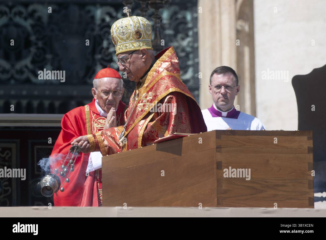 Vatican, Vatican. 26th Apr, 2025. **NO LIBRI** Italy, Rome, Vatican ...