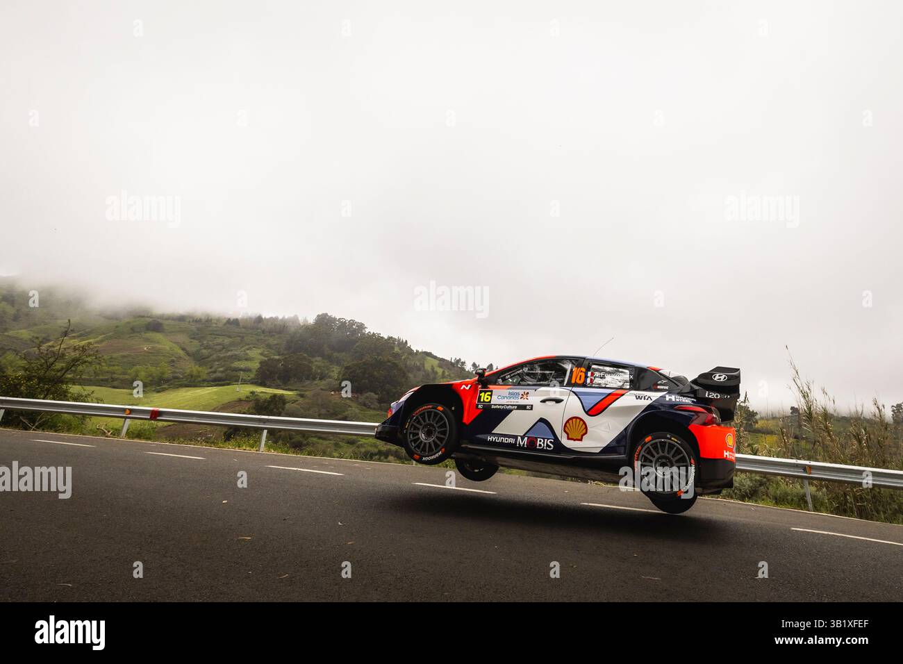 Las Palmas, Espagne. 26th Apr, 2025. 16 Adrien FOURMAUX, Alexandre ...