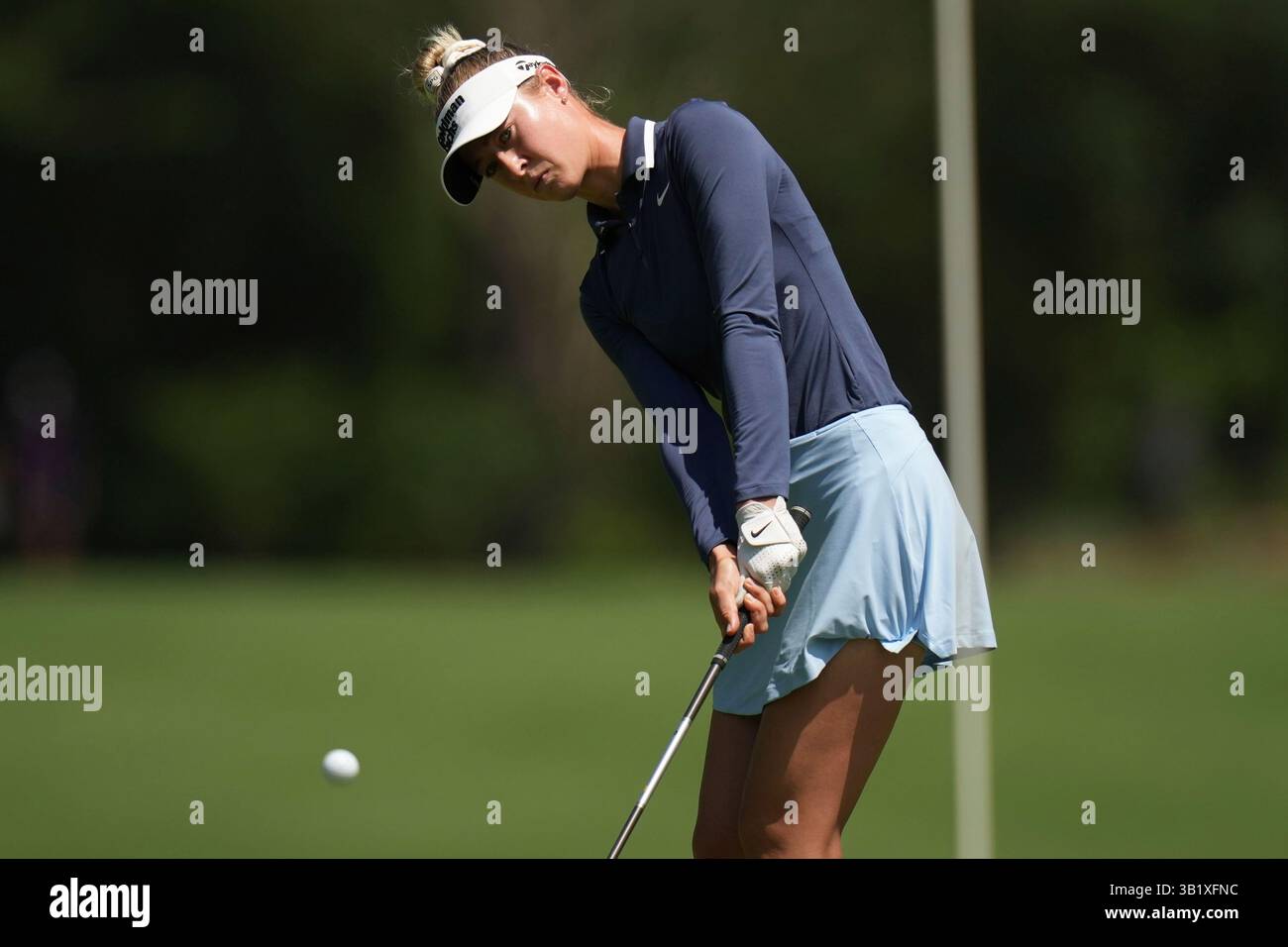 Nelly Korda chips to the first green during the third round of the ...