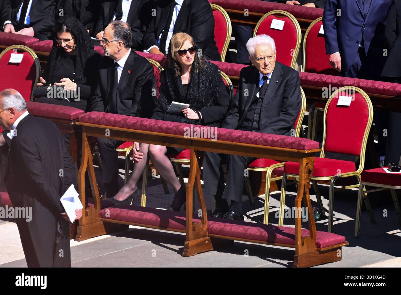 News - Funeral Mass of the Holy Father Francis Sergio Mattarella during ...