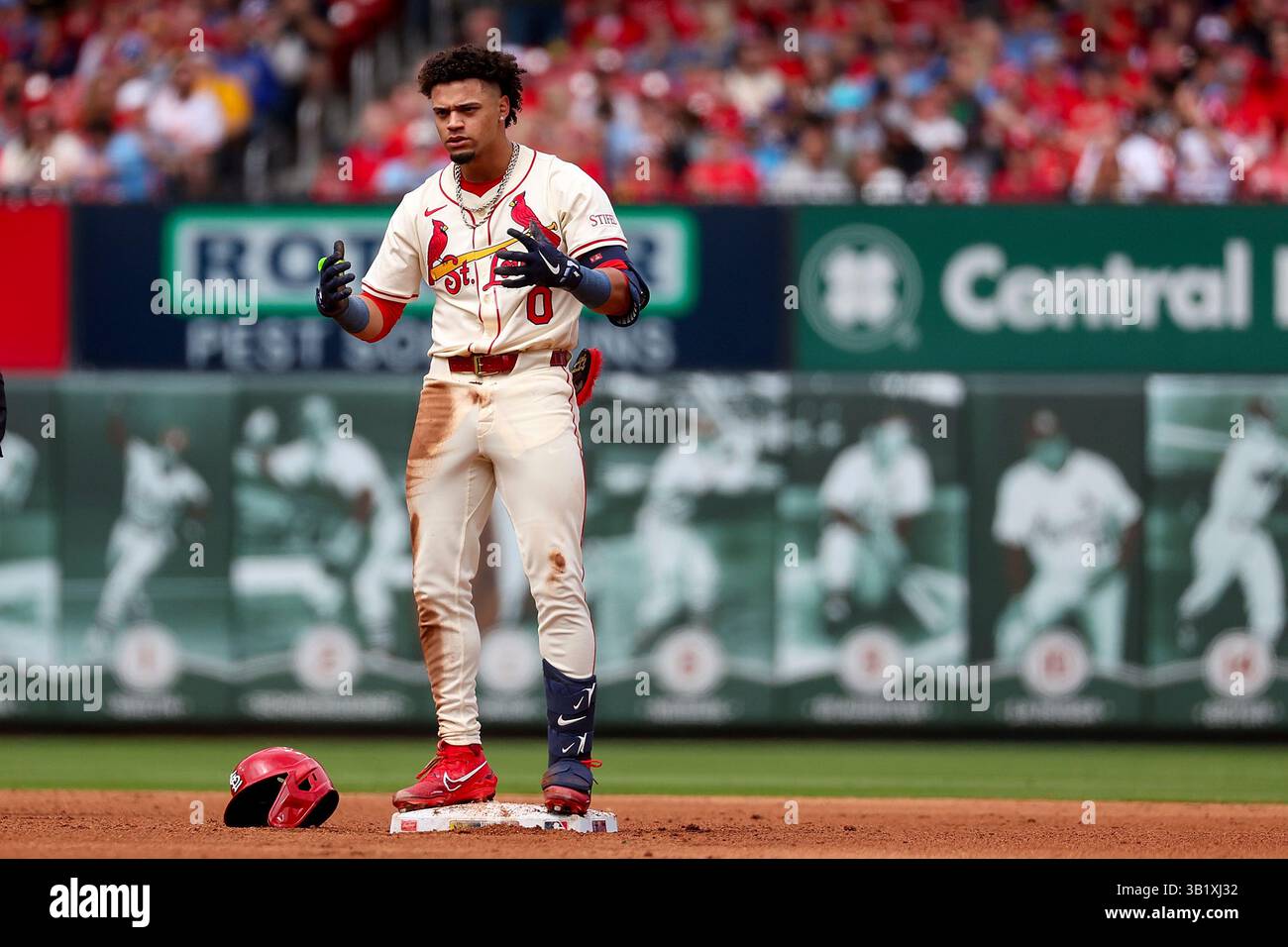 St. Louis Cardinals' Masyn Winn reacts after hitting a double during ...