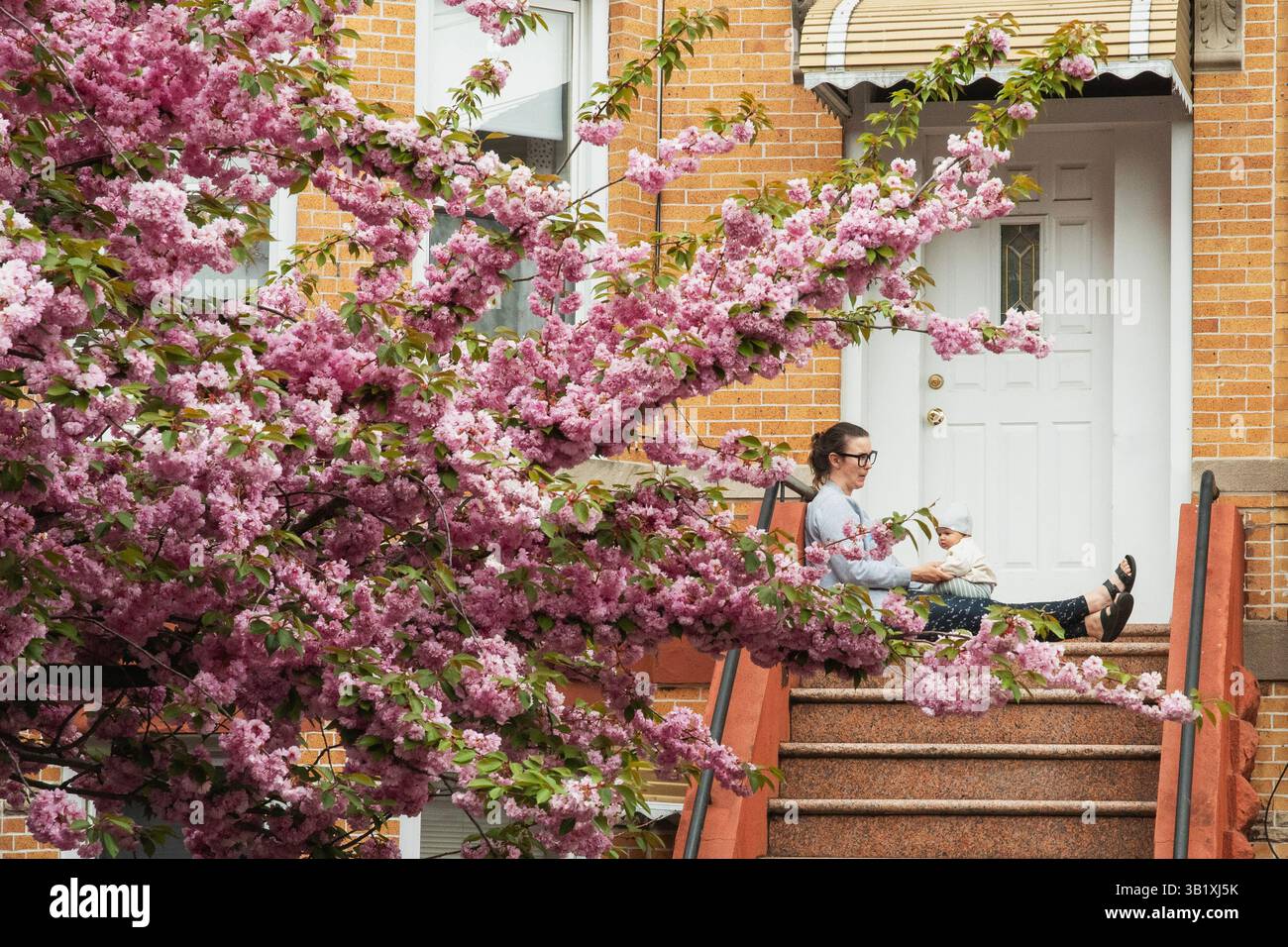 Spring queens hi-res stock photography and images - Alamy