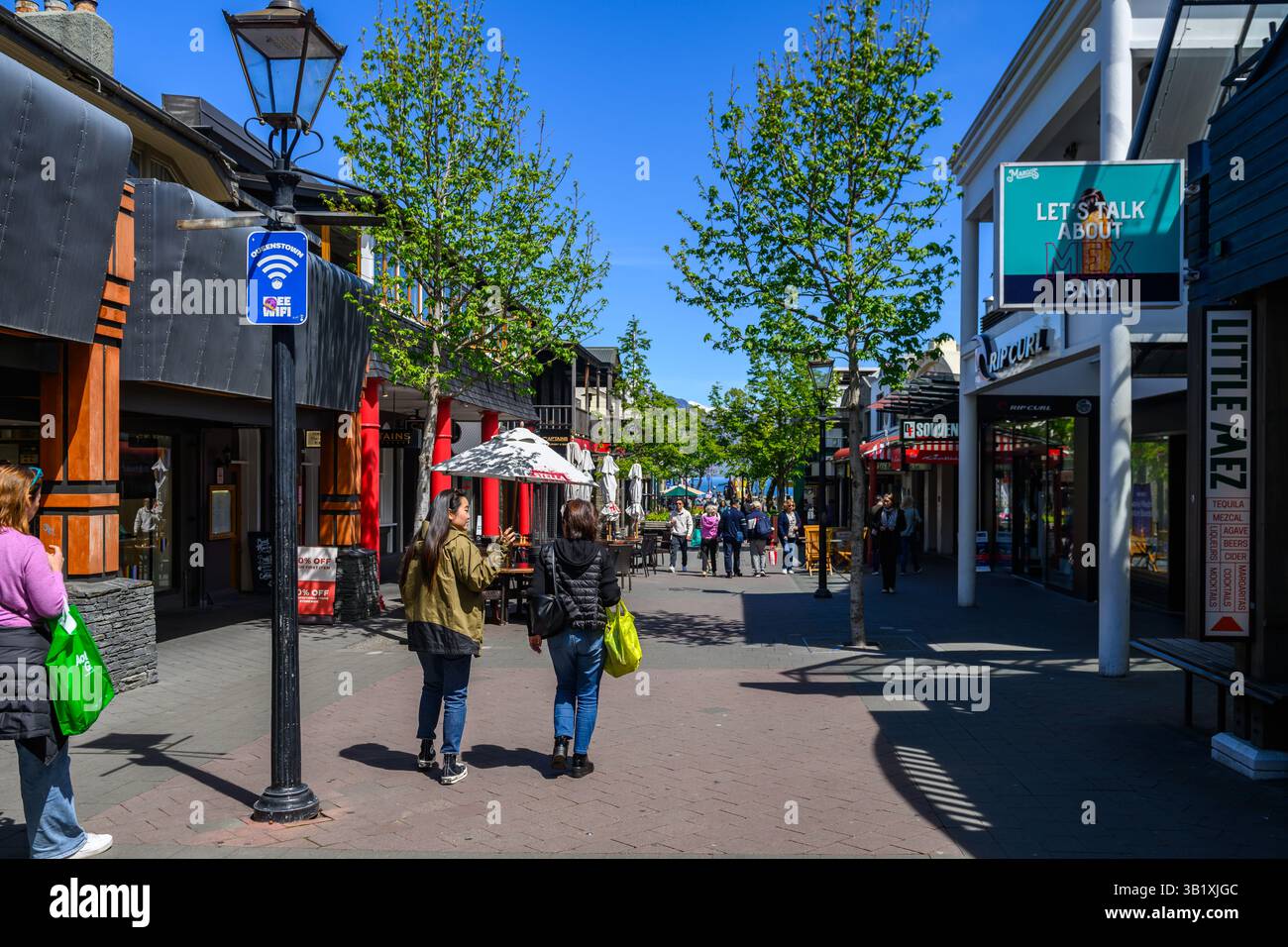 Sights and scenes from Queenstown, New Zealand Stock Photo - Alamy
