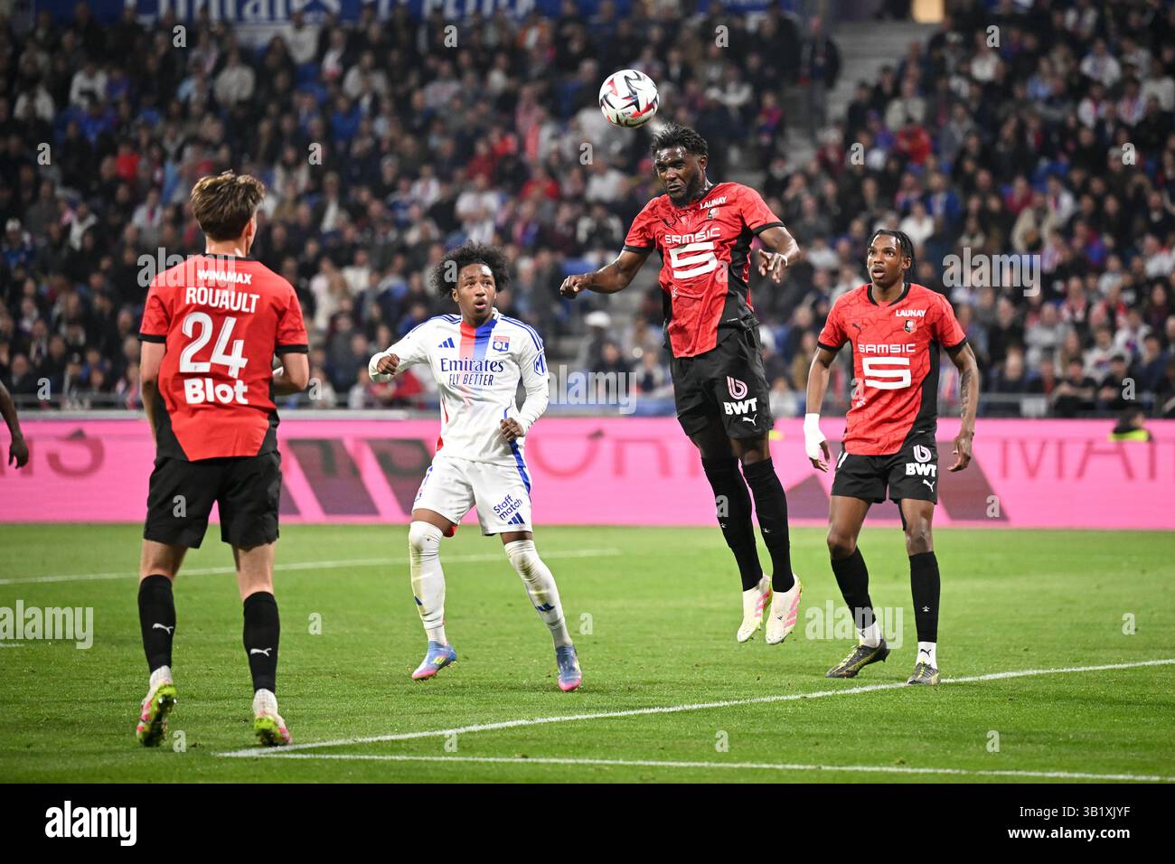 11 Malick FOFANA (ol) - 05 Lilian BRASSIER (srfc) during the Ligue 1 ...