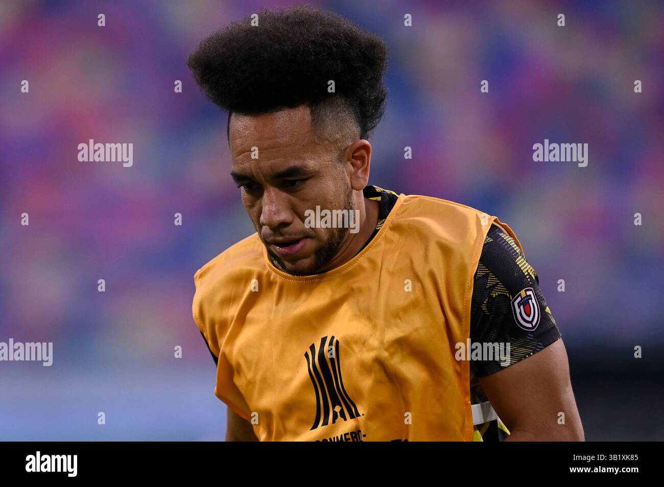 Maurice Cova of Deportivo Táchira warm up during CA Central Córdoba vs Deportivo Táchira ...