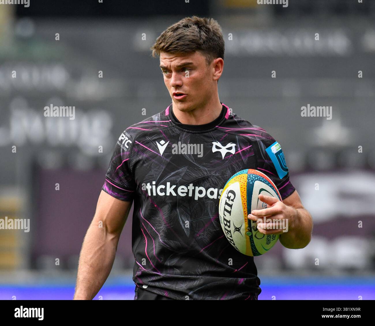 Swansea, Wales. 26 April 2025. Reuben Morgan-Williams of Ospreys during ...