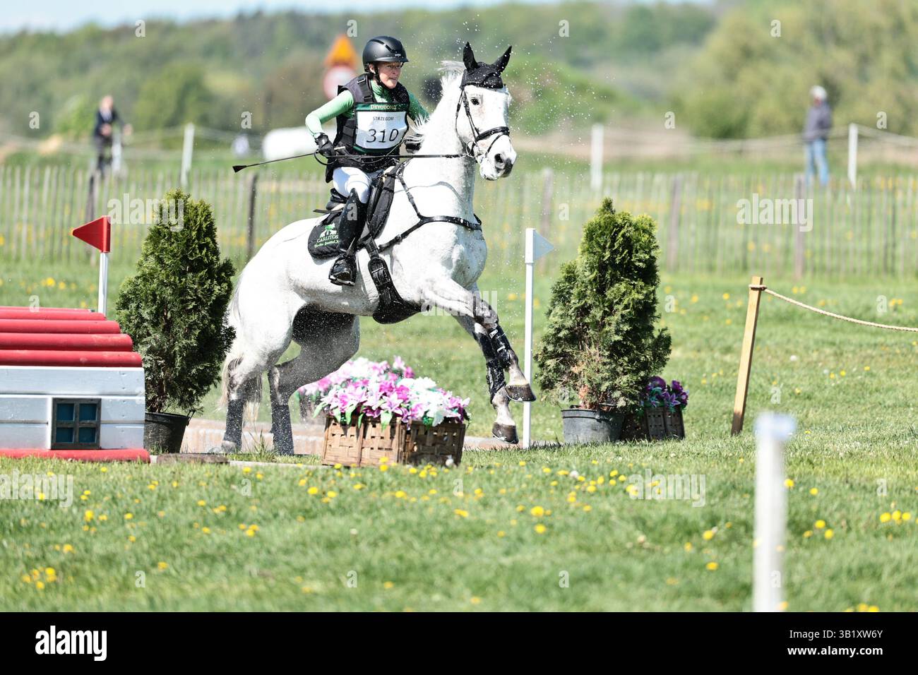 Malin Hansen-Hotopp of Germany with Carlitos Quidditch K during the ...