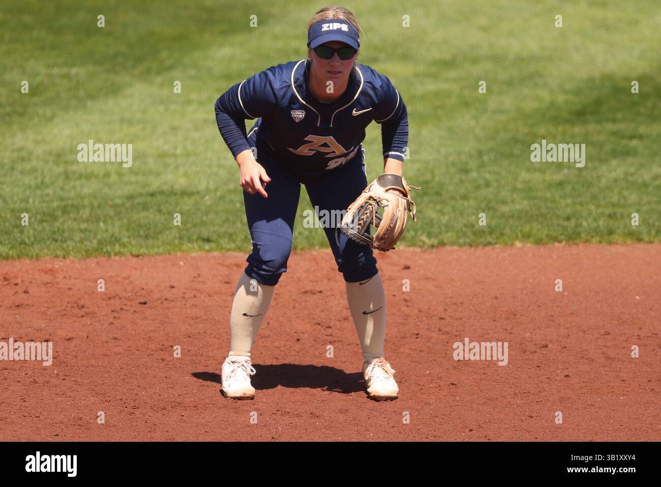 Akron's Delaney Jenkinson (24) waits for the pitch during an NCAA ...