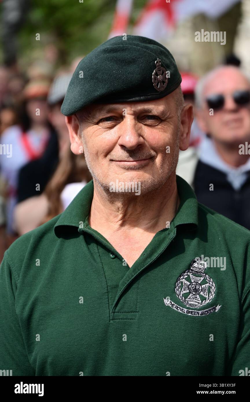 LONDON, ENGLAND - APRIL 26 2025: A British army wear The Royal Green ...