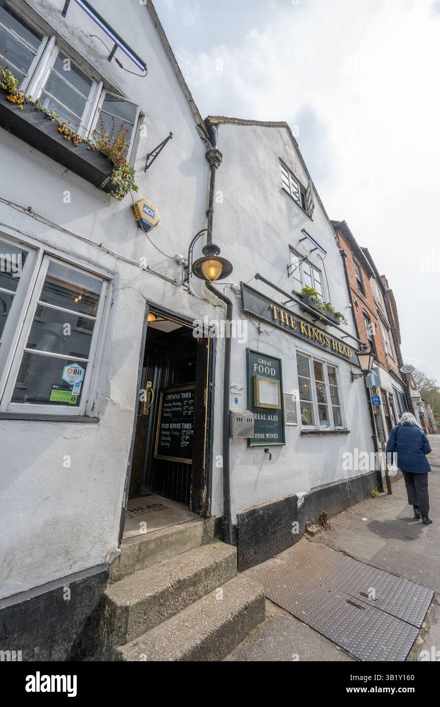 The Kings Head, Guildford Stock Photo - Alamy