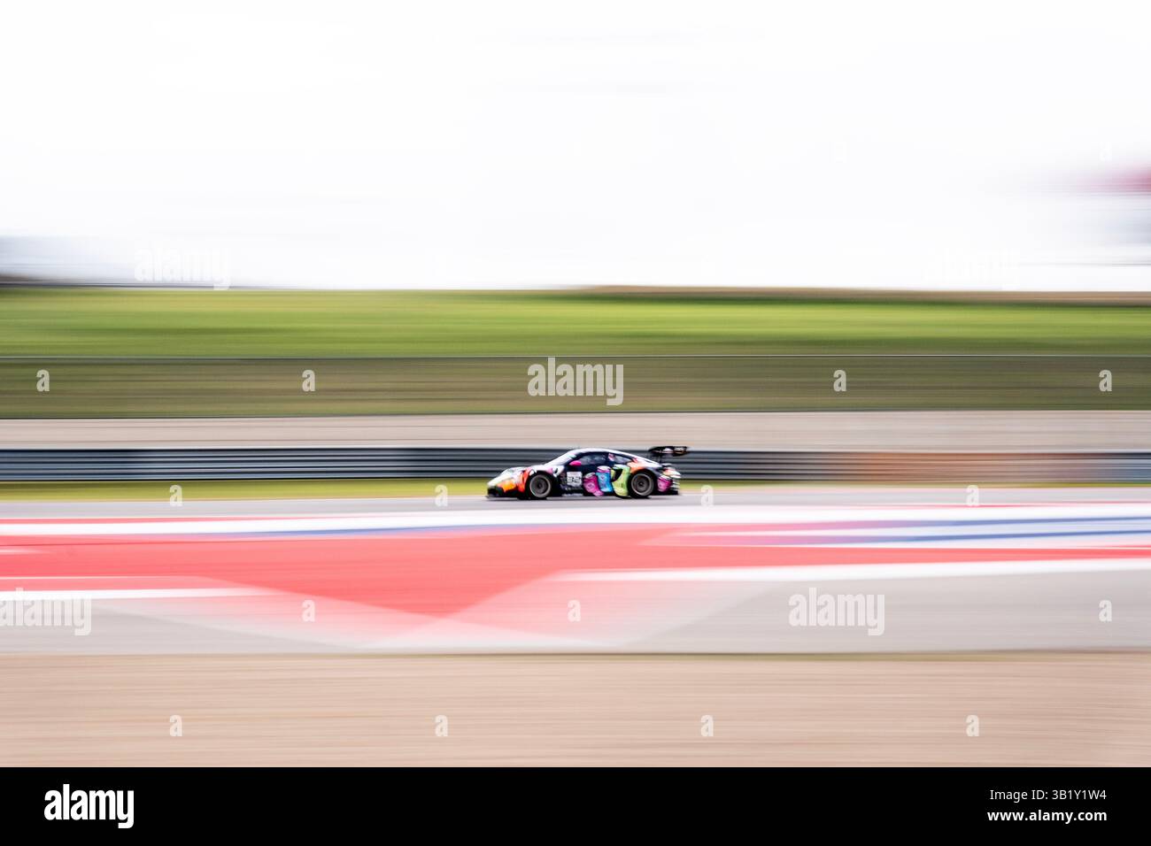 The Americas. 26th Apr, 2025. Kyle Washington (32) in the Porsche 992 ...