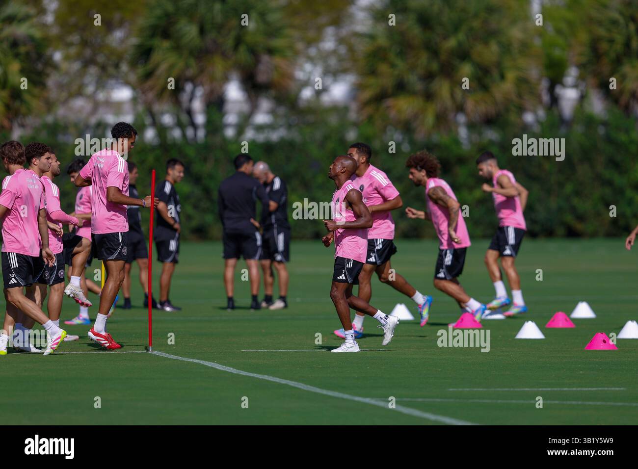 FORT LAUDERDALE, FL - APRIL 26: Fafa Picault (7) of Inter Miami CF ...