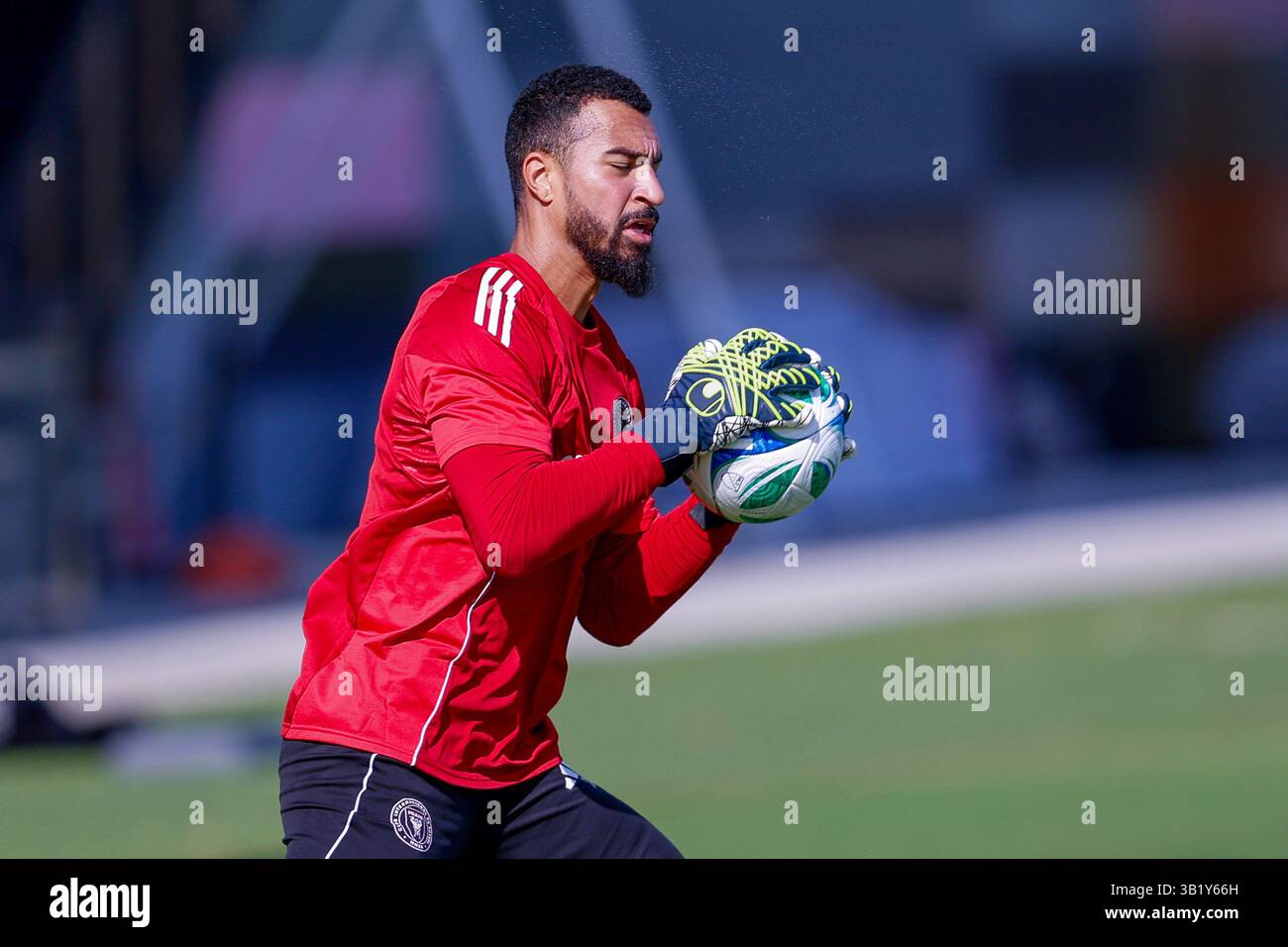 FORT LAUDERDALE, FL - APRIL 26: Drake Callender (1) of Inter Miami CF ...
