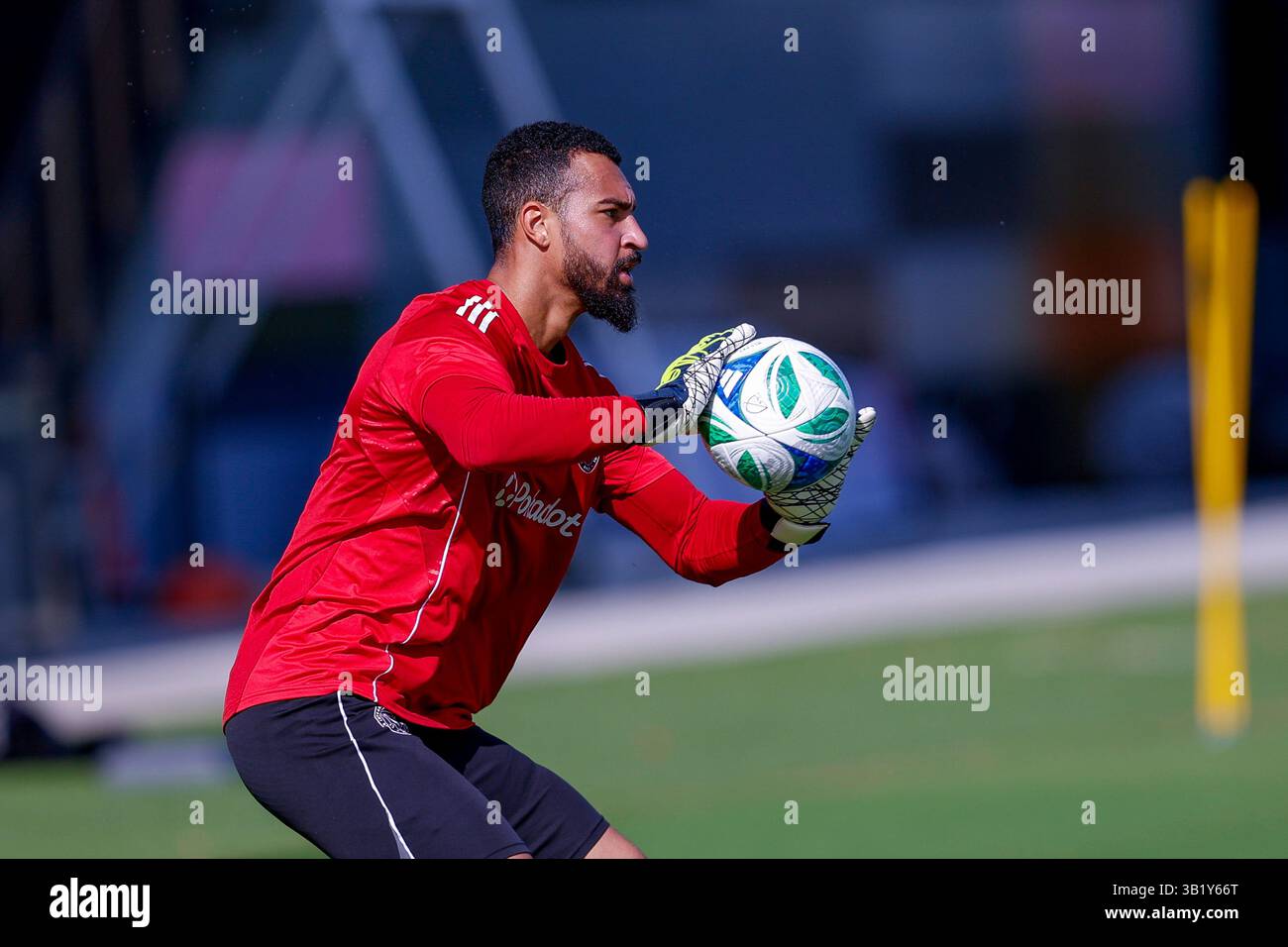 FORT LAUDERDALE, FL - APRIL 26: Drake Callender (1) of Inter Miami CF ...