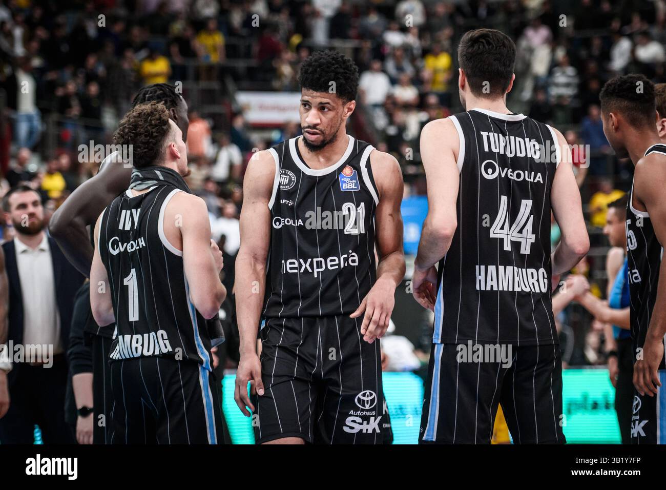 Ludwigsburg, Deutschland. 26th Apr, 2025. Jordan Barnett (Veolia Towers ...