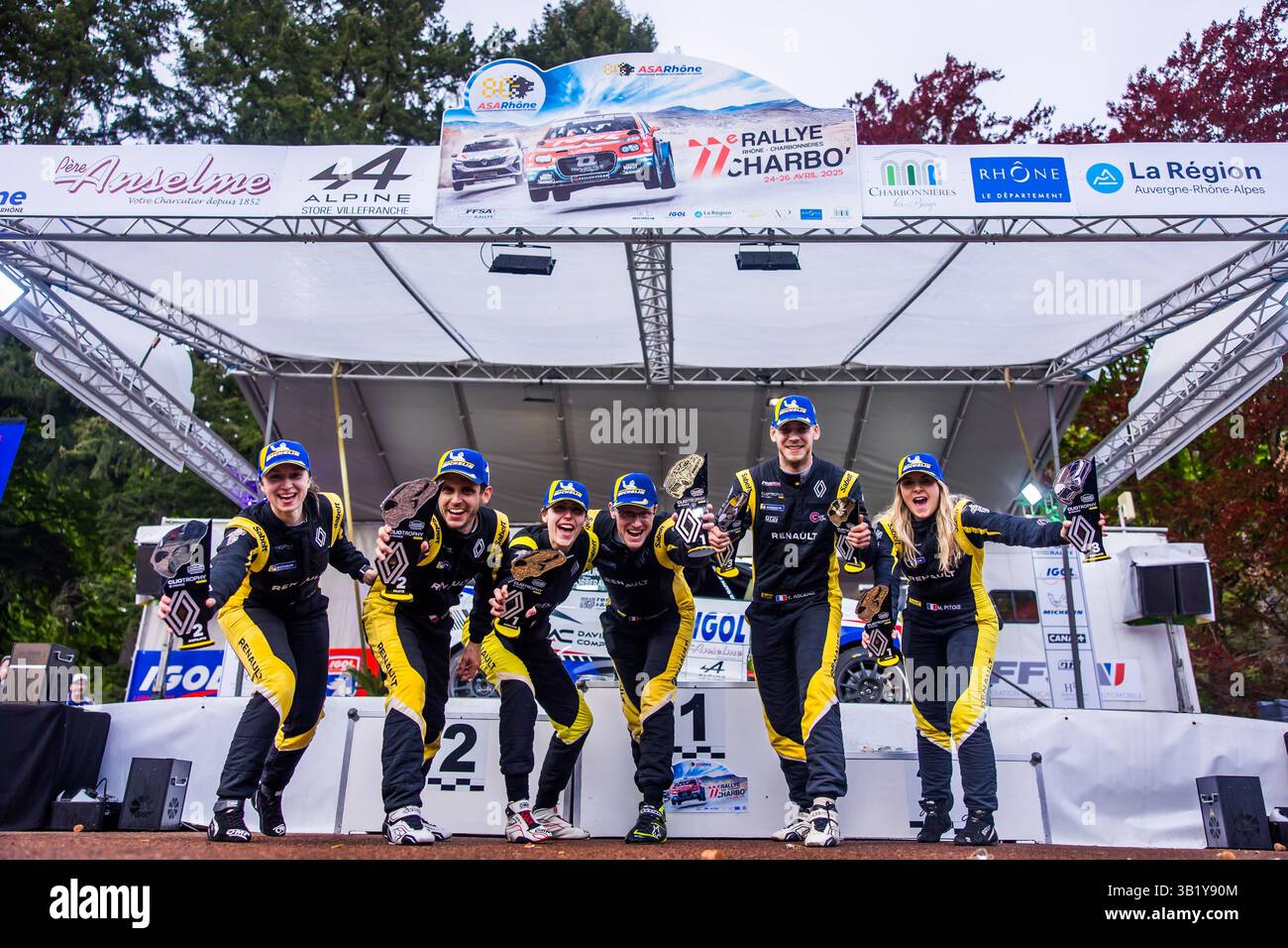 CORBERAND Yoan, STIRLING Florence, Renault Clio Rally5, DESLAURIERS SABLONNIERE Julien, BRUNEL ...
