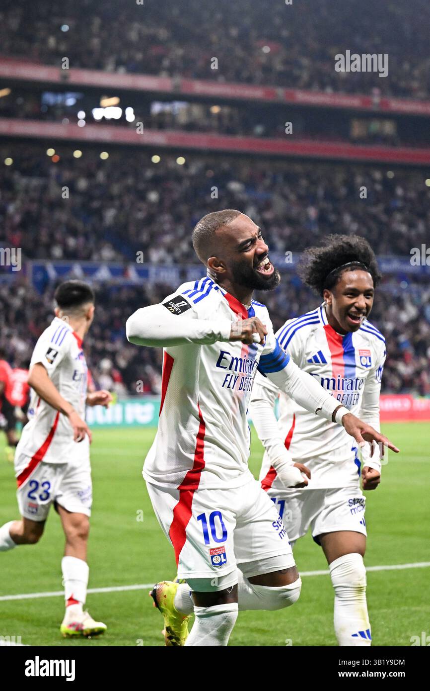 10 Alexandre LACAZETTE (ol) - 11 Malick FOFANA (ol) during the Ligue 1 ...