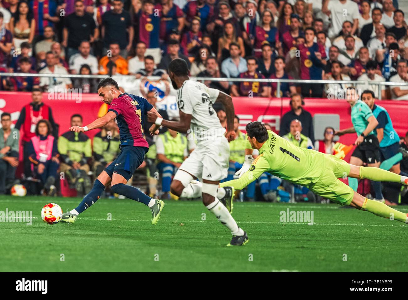 Ferran Torres of FC Barcelona and Antonio Rudiger of Real Madrid CF and ...