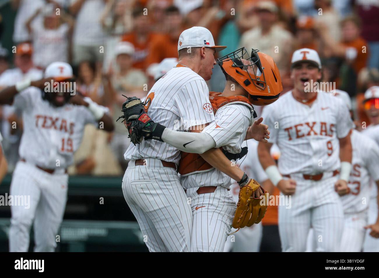 AUSTIN, TX - APRIL 26: Texas pitcher Dylan Volantis (99) and Texas ...
