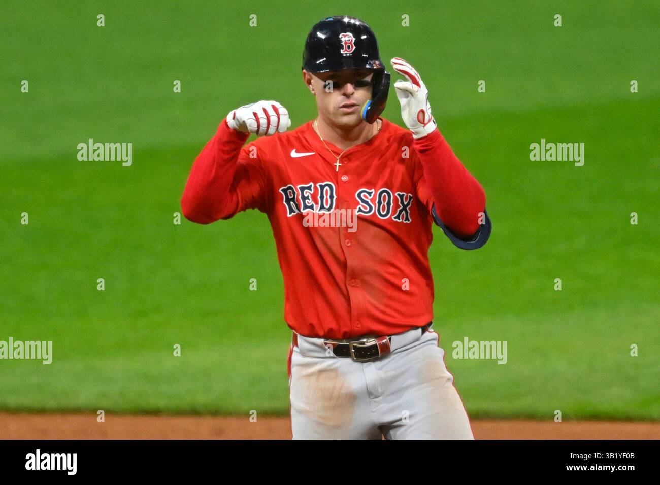 Boston Red Sox's Romy Gonzalez celebrates his double against the ...
