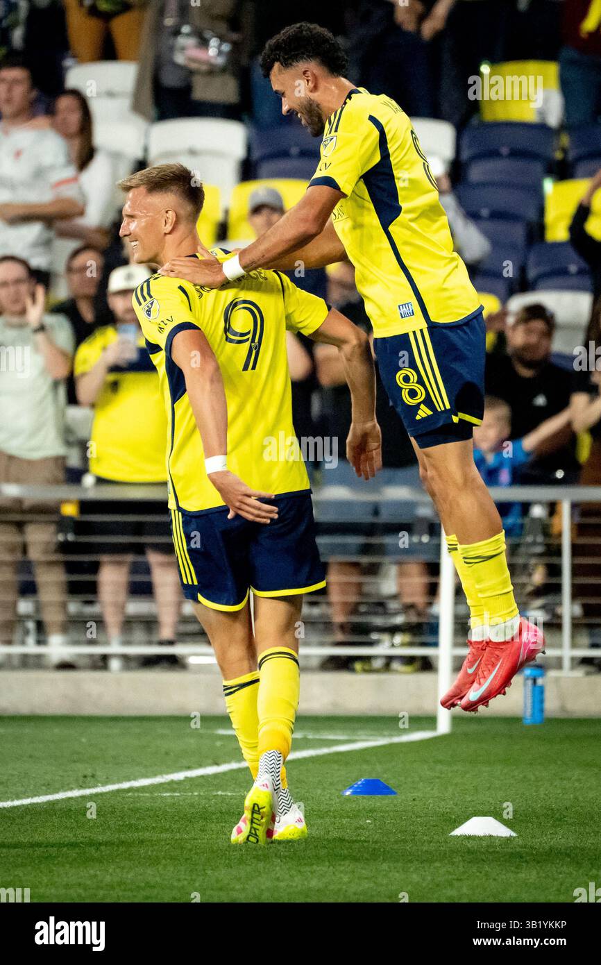 Nashville, Tennessee, USA. 26th Apr, 2025. Nashville SC forward Sam ...