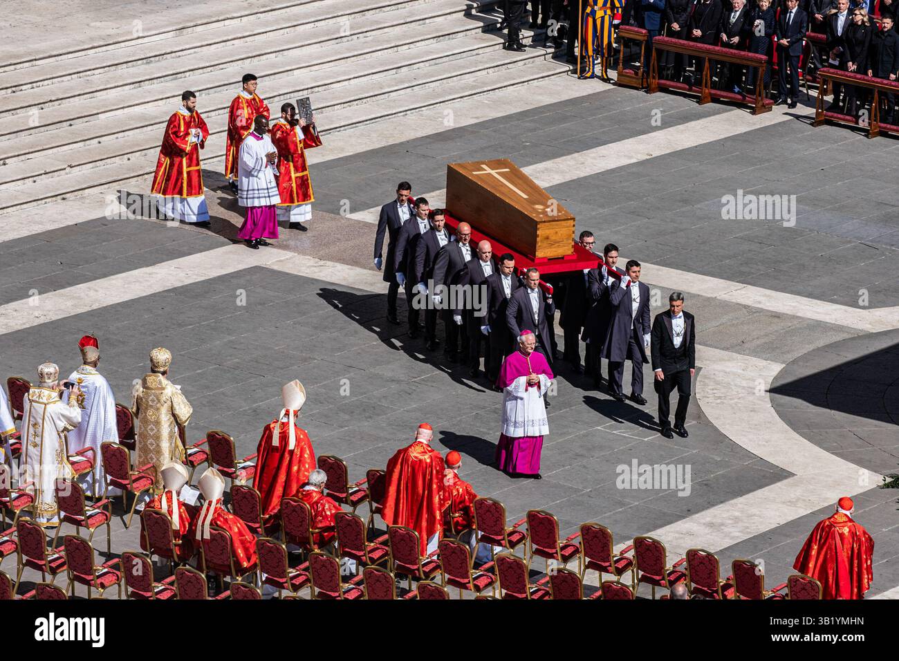 Vatican City, Vatican. 26th Apr 2025. General view of the arrival of ...