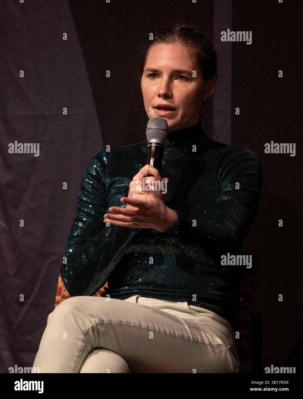 Los Angeles, California, USA. 26th Apr, 2025. AMANDA KNOX at the Los ...