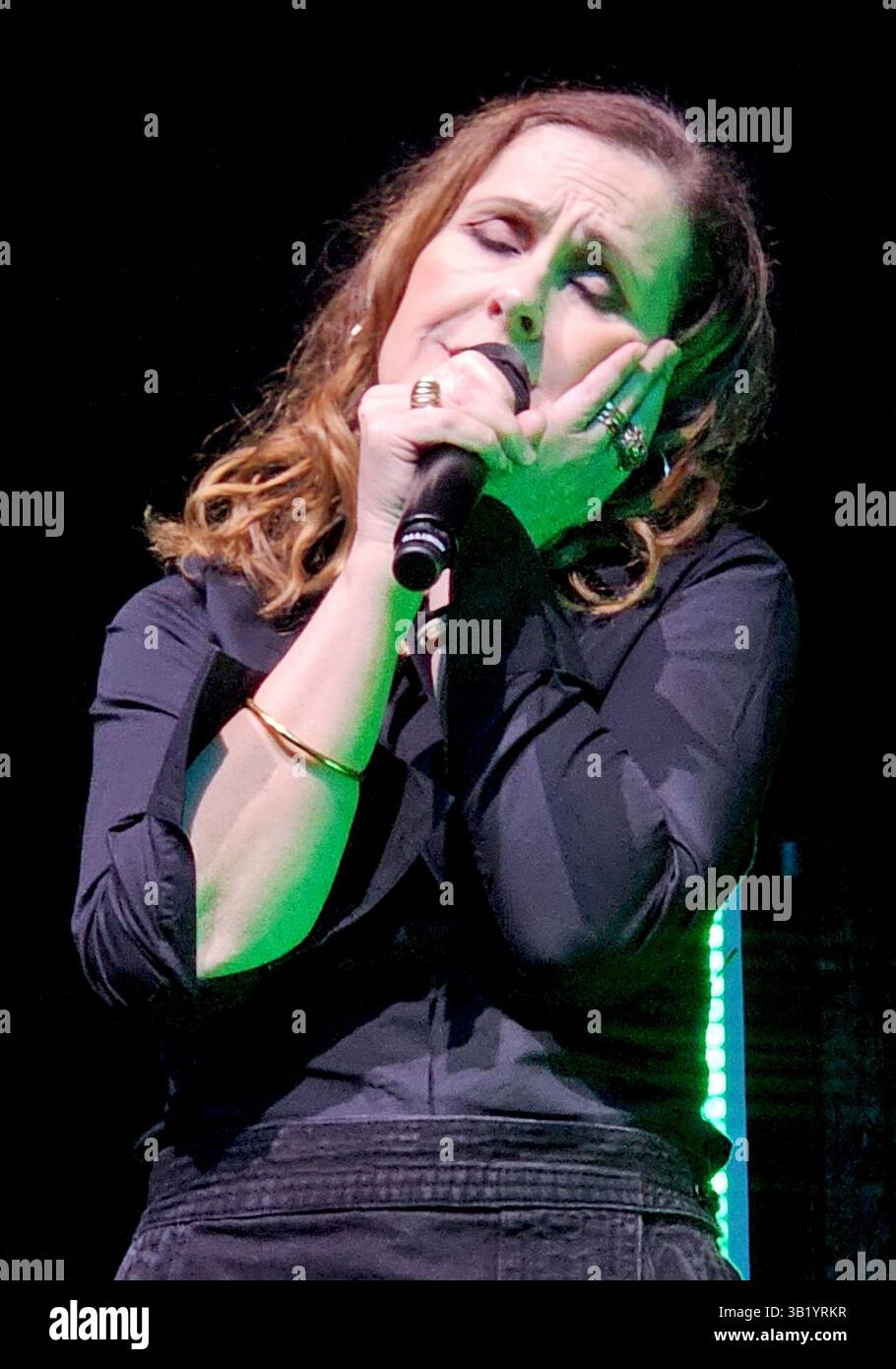 Ga. 26th Apr, 2025. Alison Moyet on stage for Alison Moyet in Concert ...