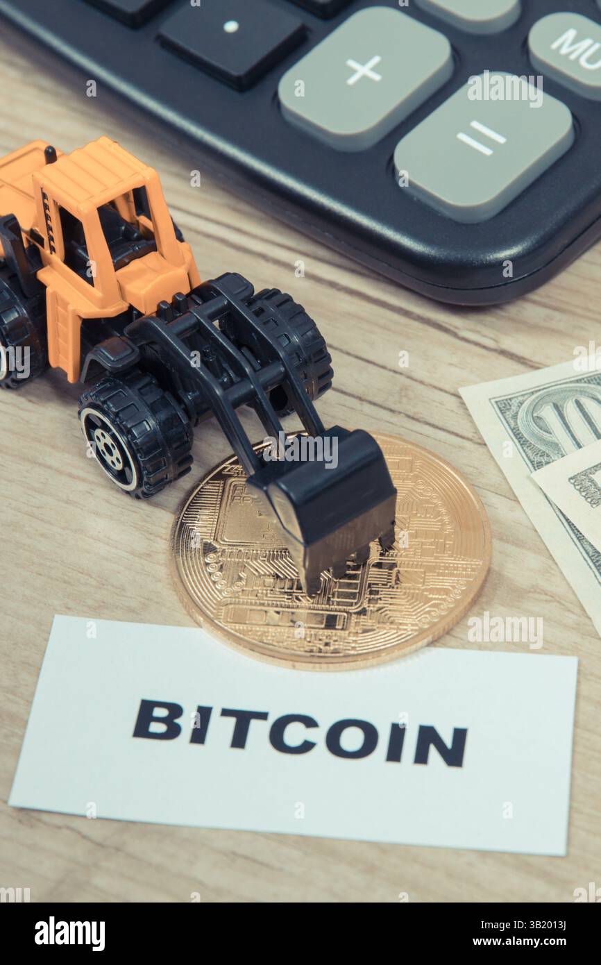 Bitcoin dollar bills miniature hi-res stock photography and images - Alamy