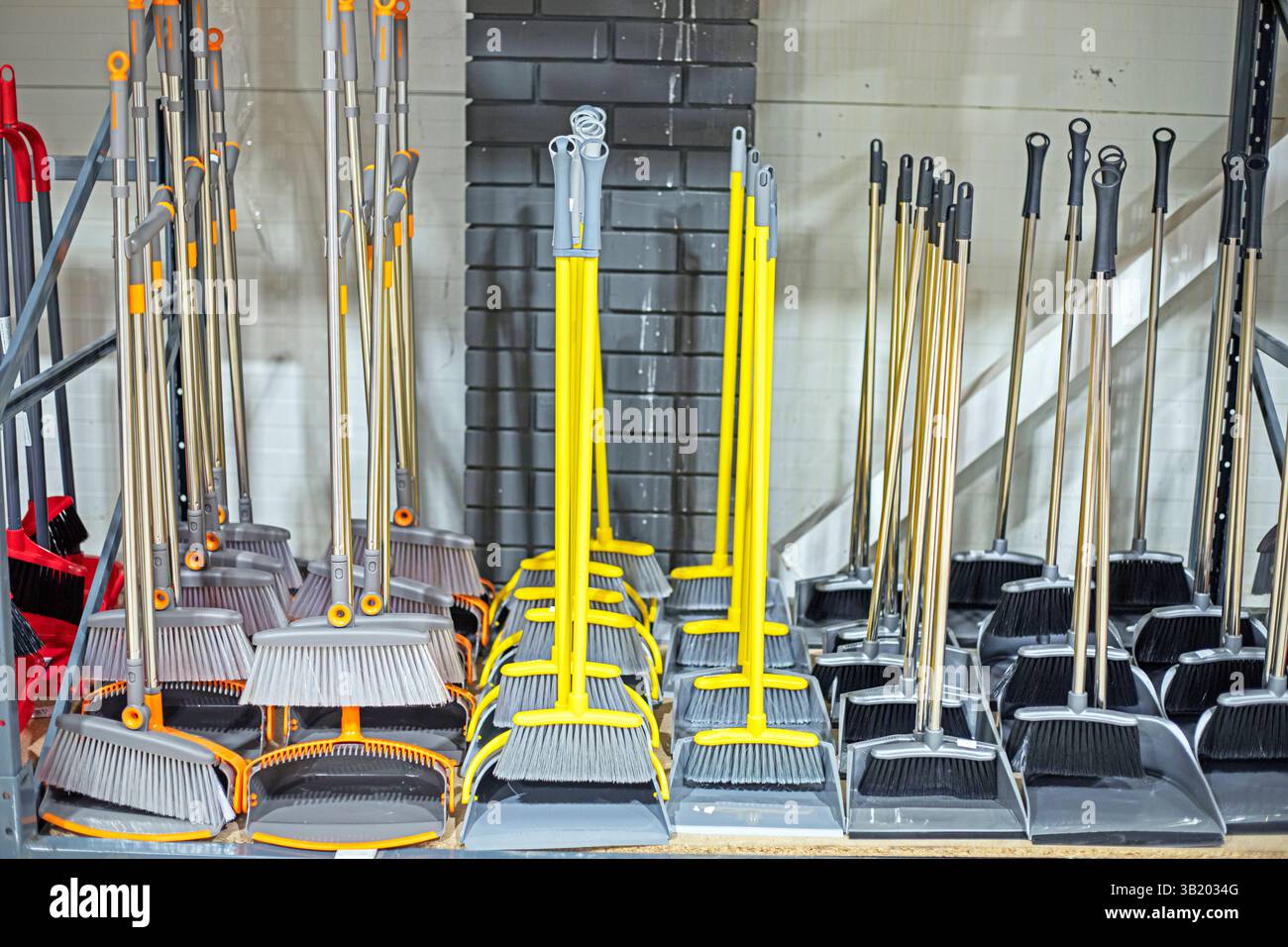 Ergonomic dustpan hi-res stock photography and images - Alamy