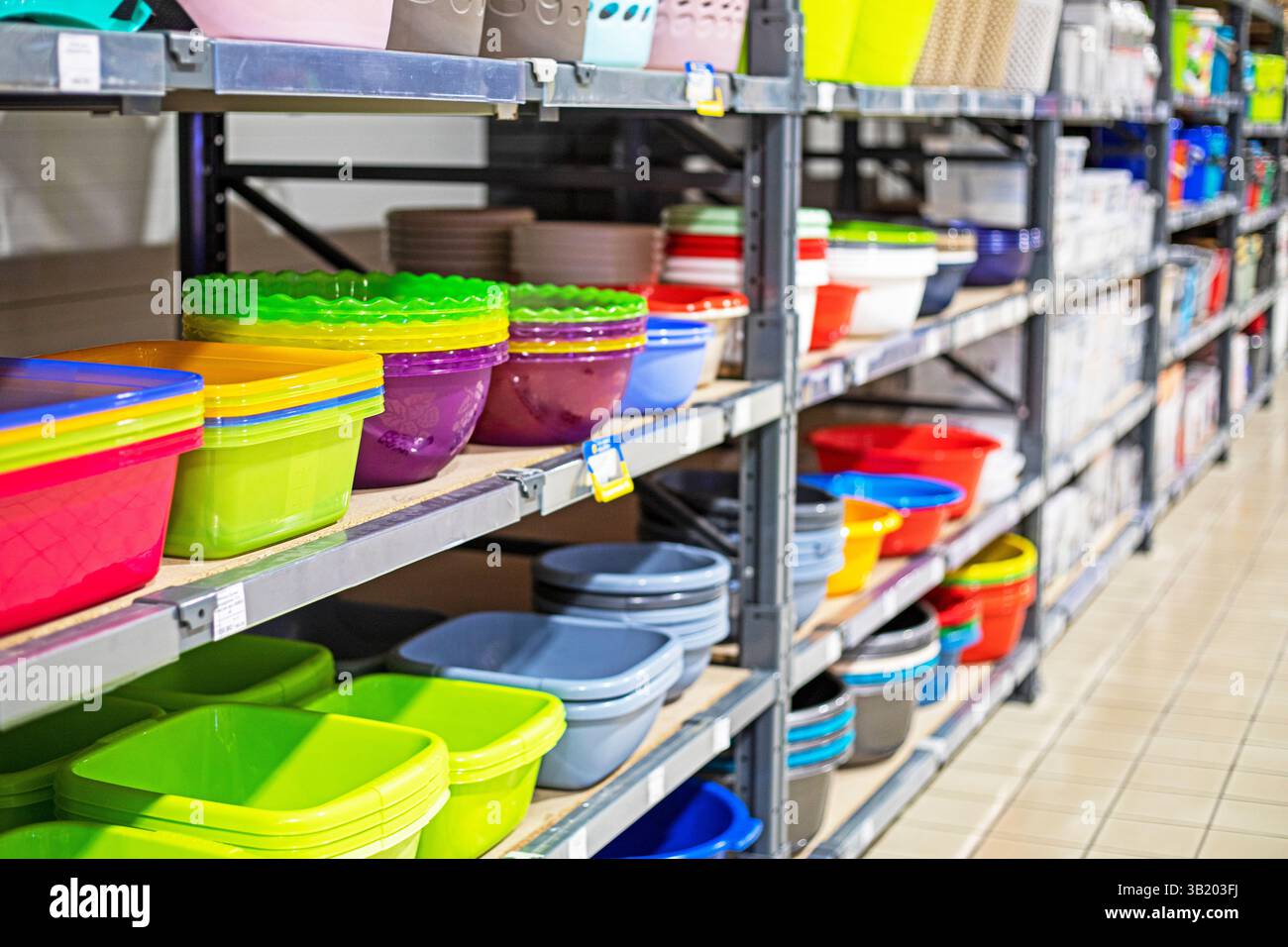 Functional basins hi-res stock photography and images - Alamy