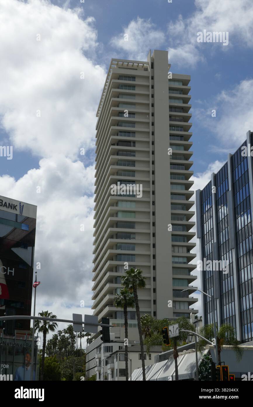 West Hollywood, California, USA 26th April 2025 Sierra Towers, where ...