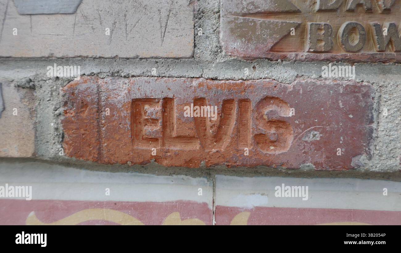 Los Angeles, California, USA 26th April 2025 Elvis Brick at Rainbow Bar ...