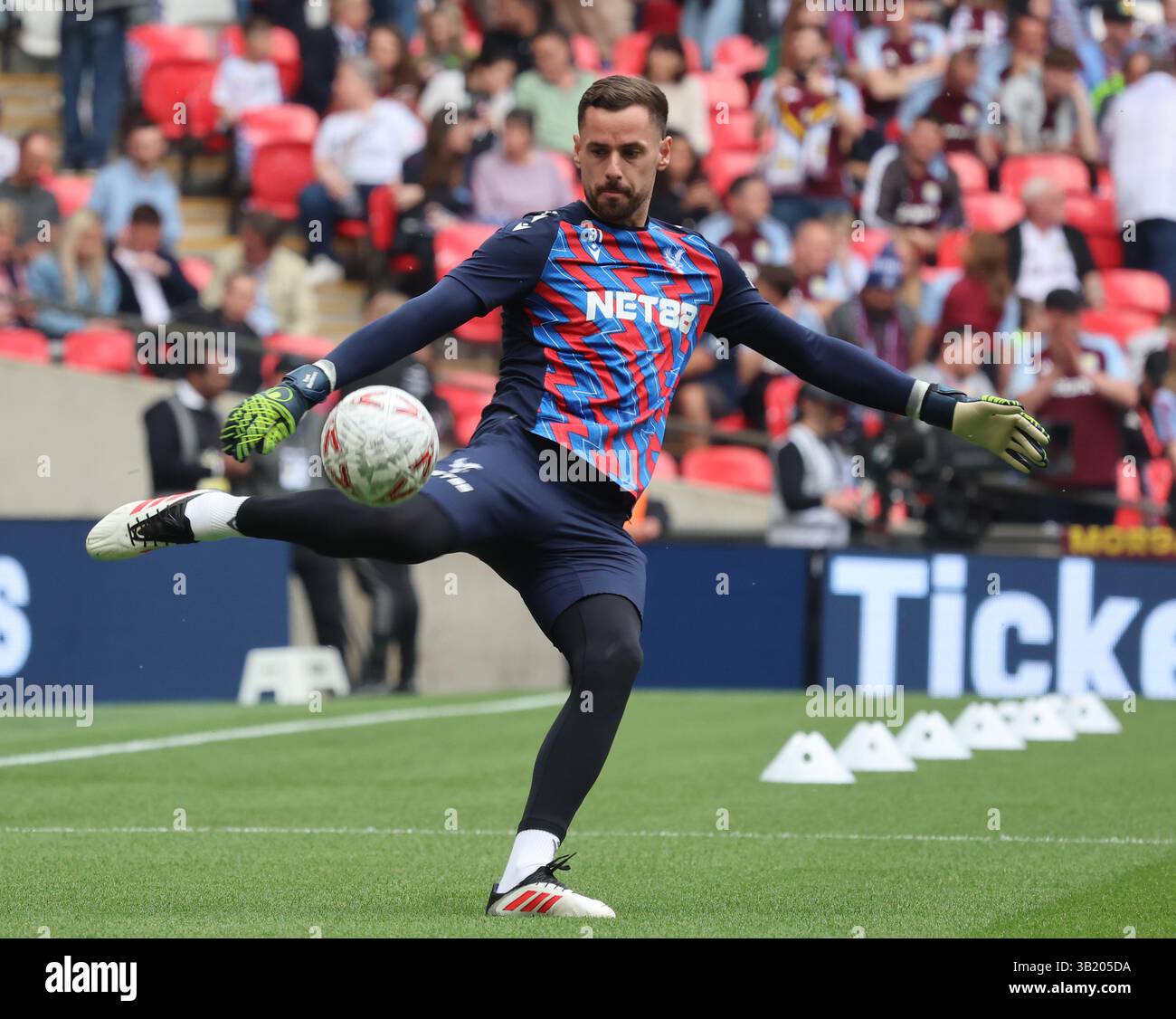 London, UK. 26th Apr, 2025. Remi Matthews of Crystal Palace during the ...