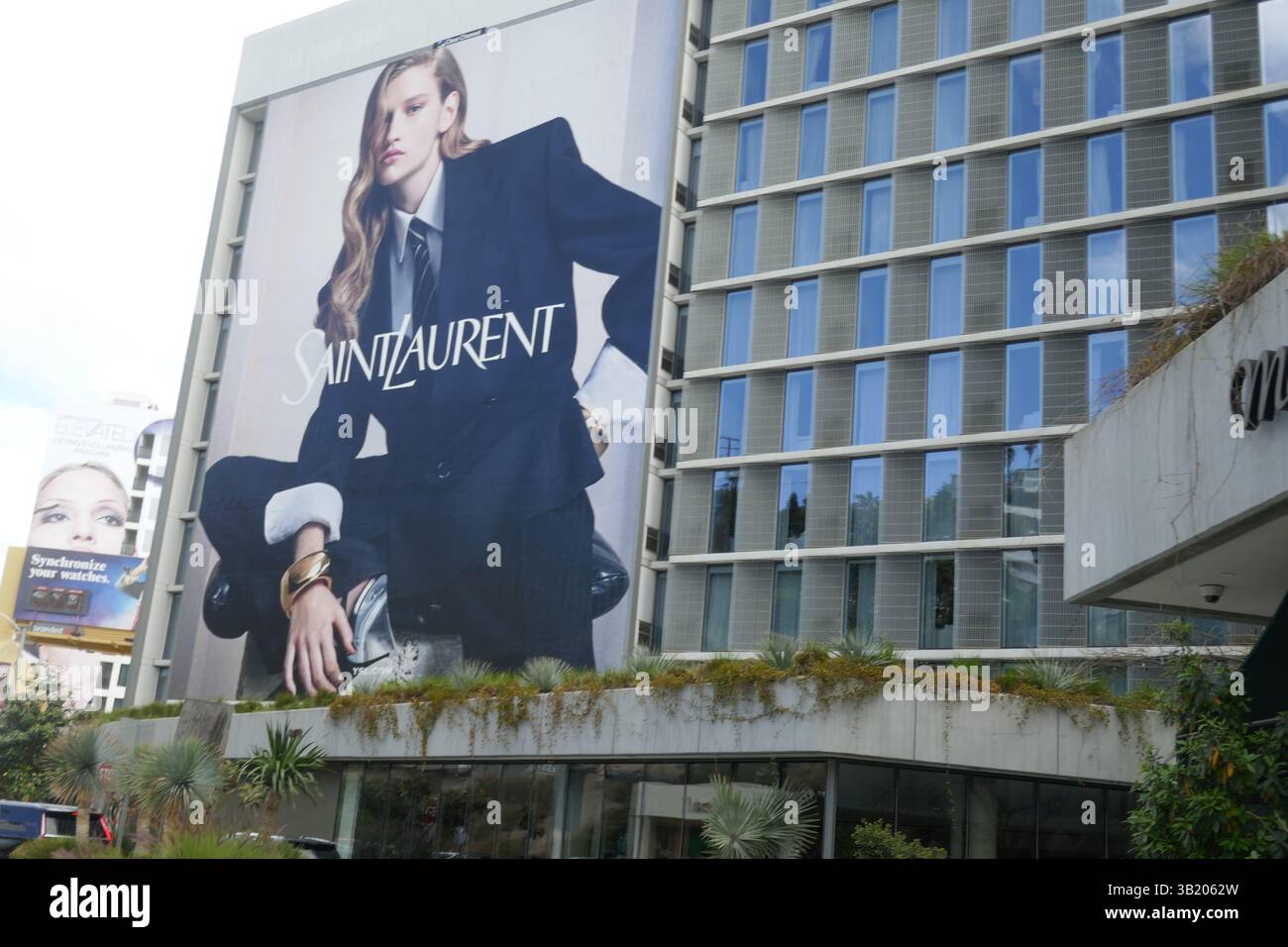 Los Angeles, California, USA 26th April 2025 Bella Hadid YSL Saint ...