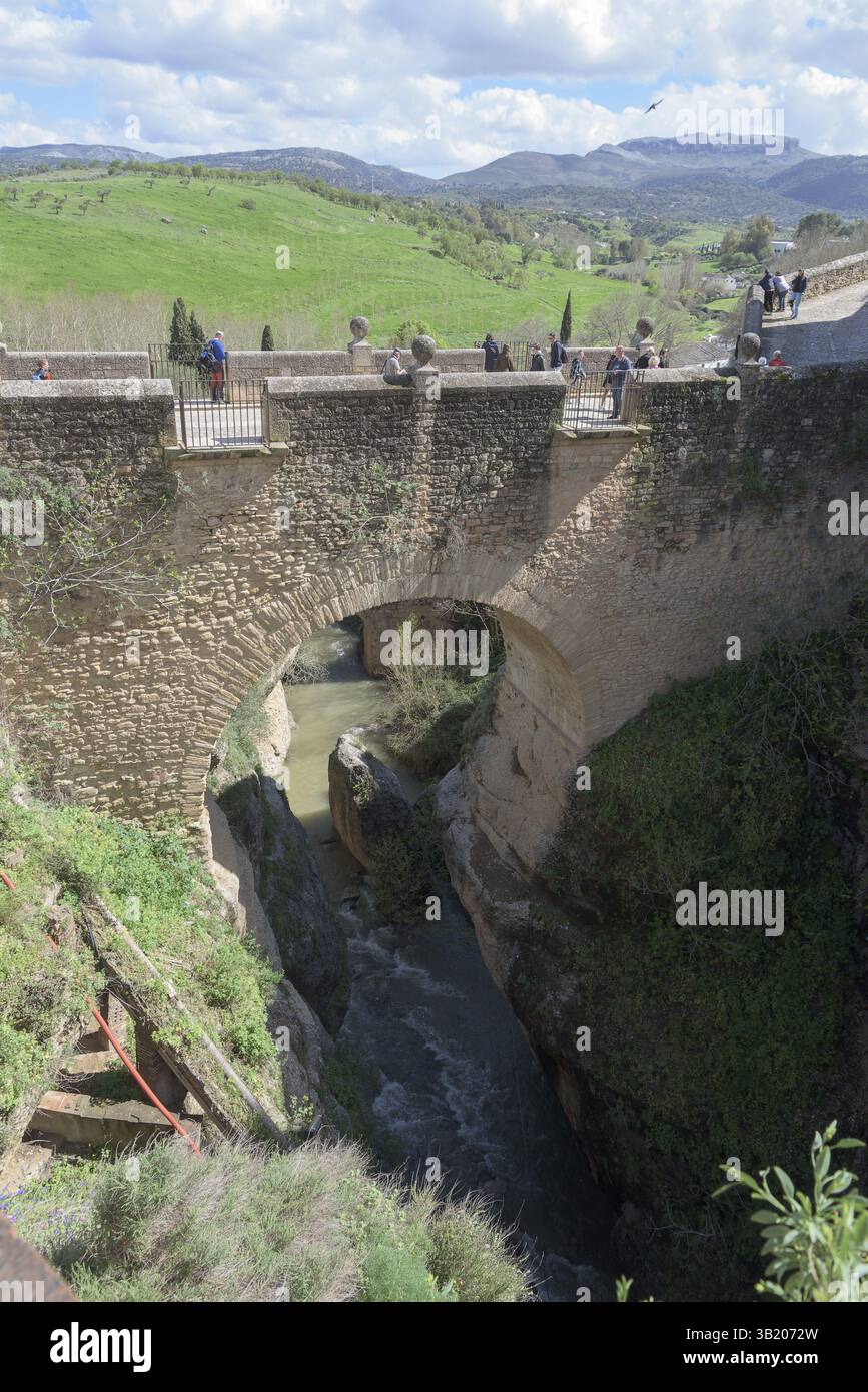 Ronda old roman bridge hi-res stock photography and images - Alamy