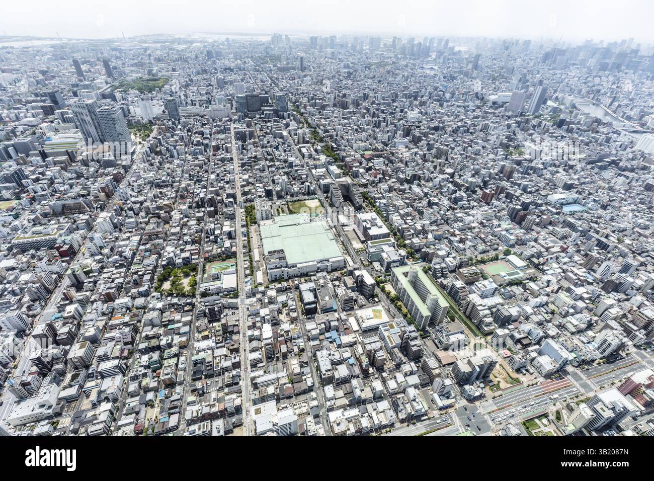 An aerial shot of the Tokyo skyline from the tallest tower in the world ...