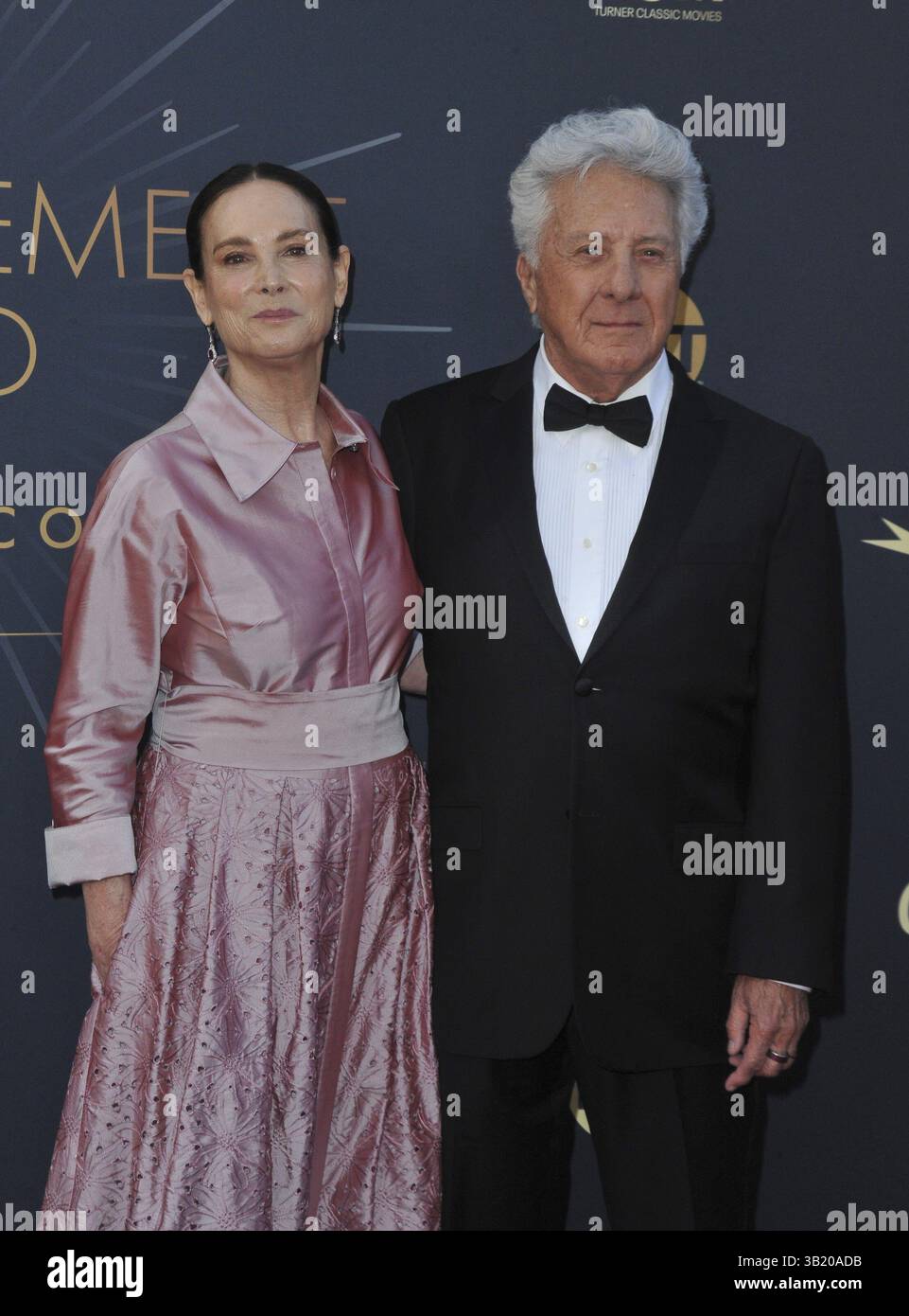Lisa Hoffman, Dustin Hoffman at arrivals for 50th AFI Life Achievement ...